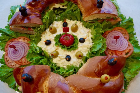 Party Trays – Davis Bakery